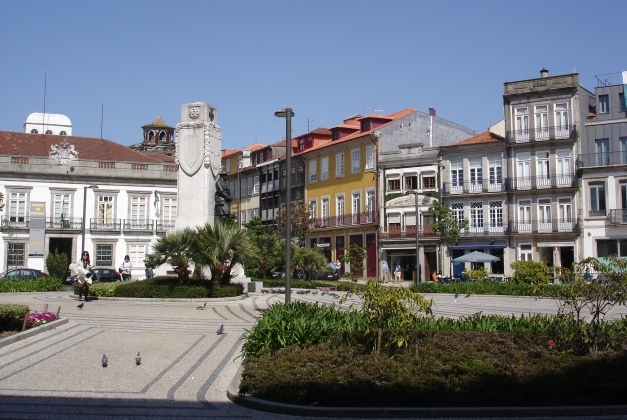 Buy a Hostel Business Transfer In Prime Area Of Porto
